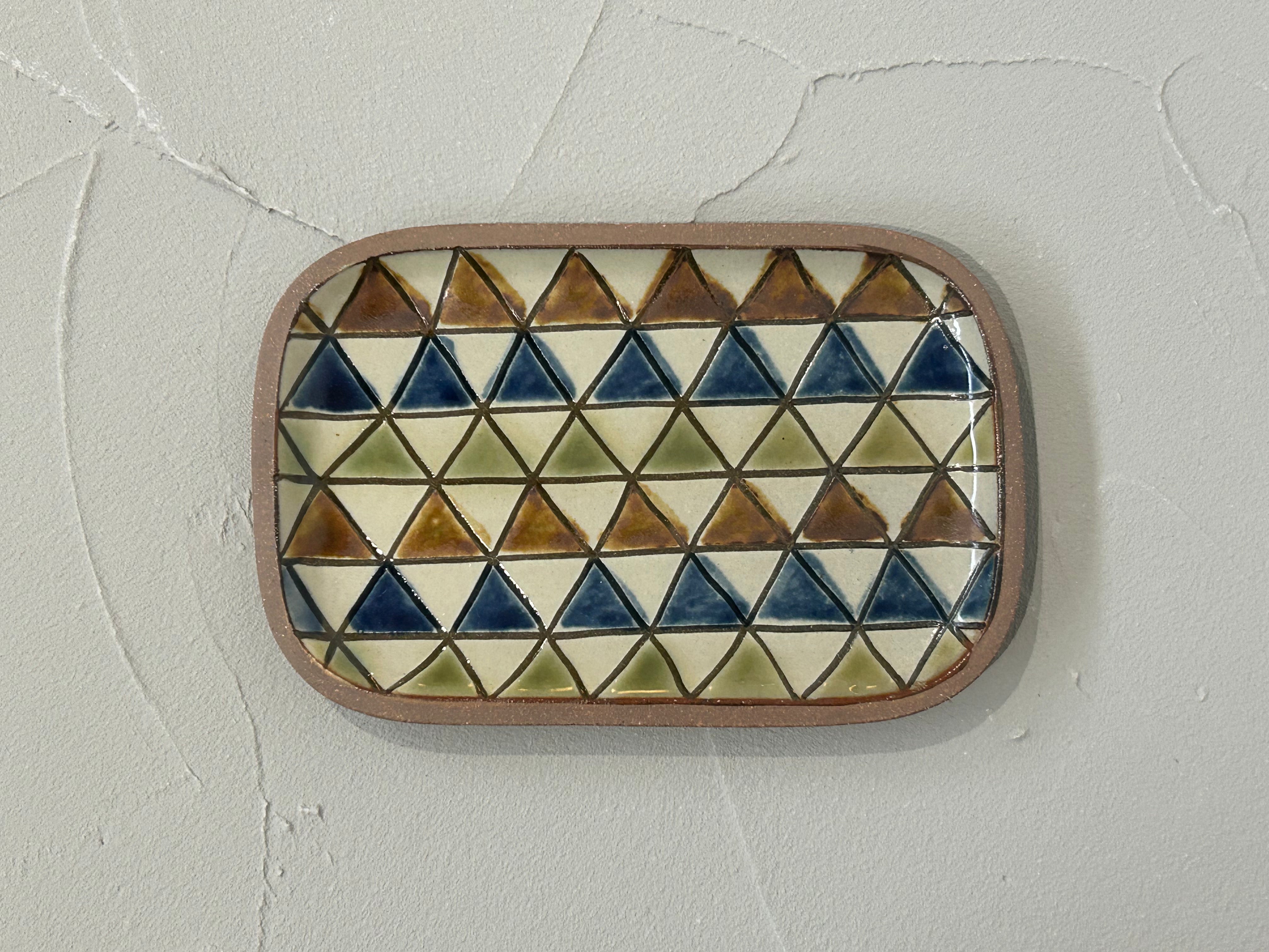 【一翠窯】 issui pottery 角皿 小 ガーランド サンカク/HK00194 – ジェネラルストア 百代